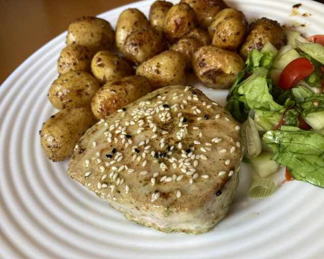 Grilovaný steak z tuniaka (recept) | Gastro-tipy.SK Grilovaný steak z tuniaka (recept) | Gastro-tipy.SK