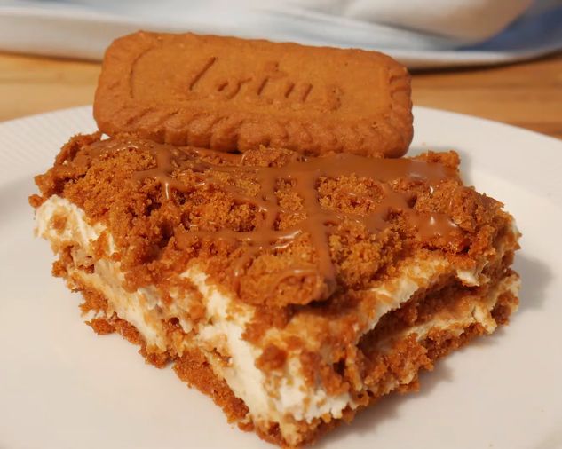 Lotusový nepečený koláč s mascarpone krémom (videorecept) | Gastro-tipy.SK