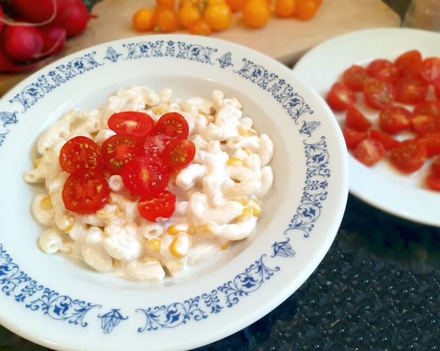 Kolienka so syrovou omáčkou a kukuricou pre deti (recept) | Gastro-tipy.SK
